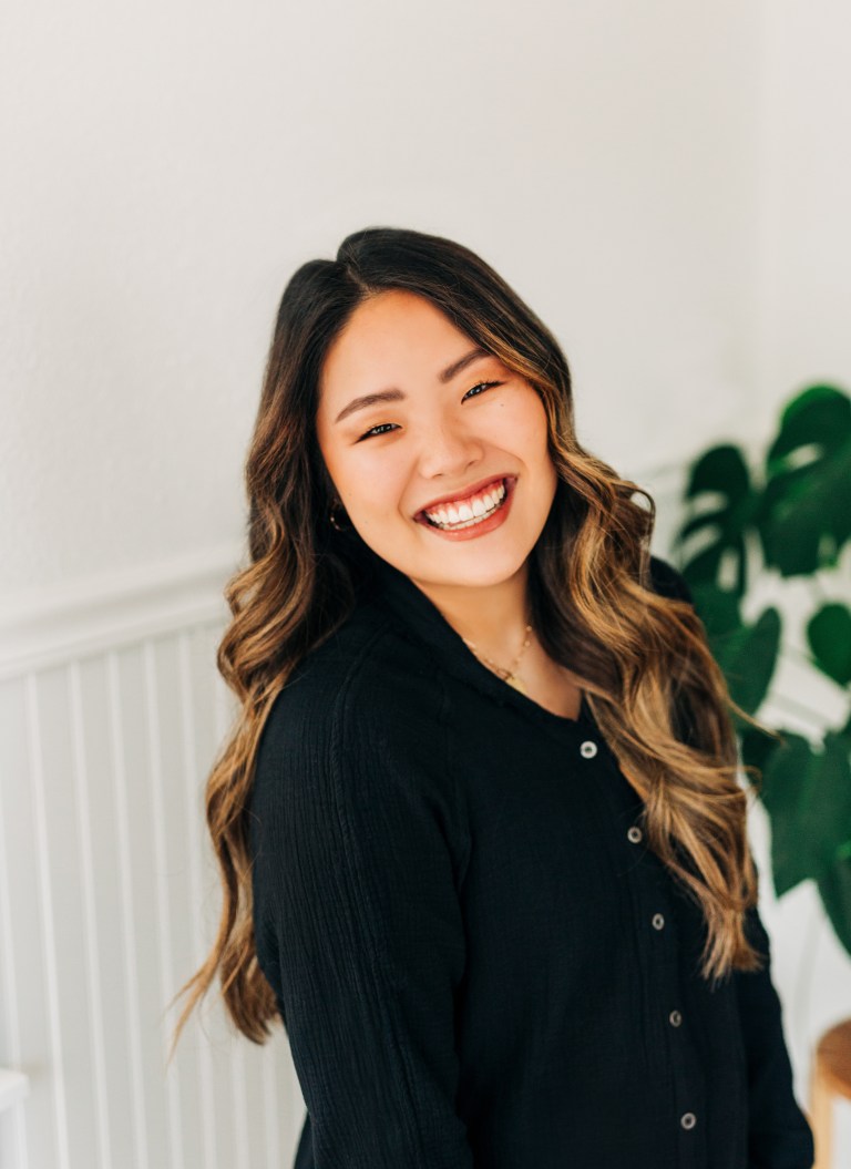 Surrender Your Story Author Q&A with Tara Sun – MODERN WITNESSES